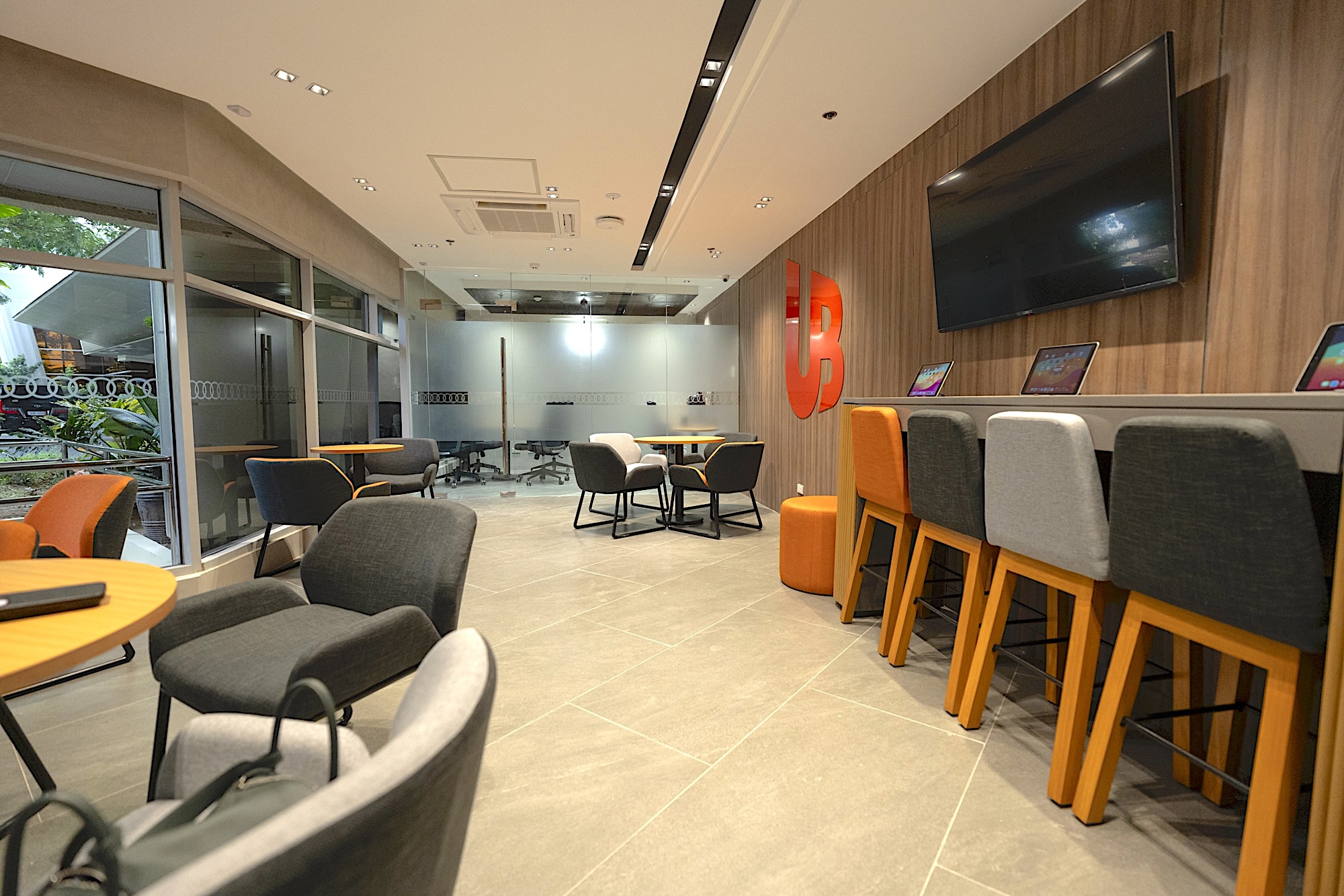 UnionBank Unveils New Branch At ACO Banilad | Aboitiz Eyes